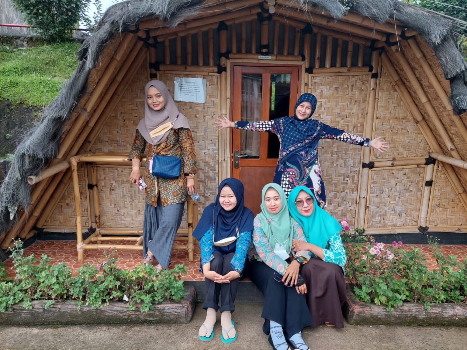8 Villa Murah Di Puncak Dibawah 500 Ribu. Nomor 7 Paling Anggun - IndoHolidayTourGuide