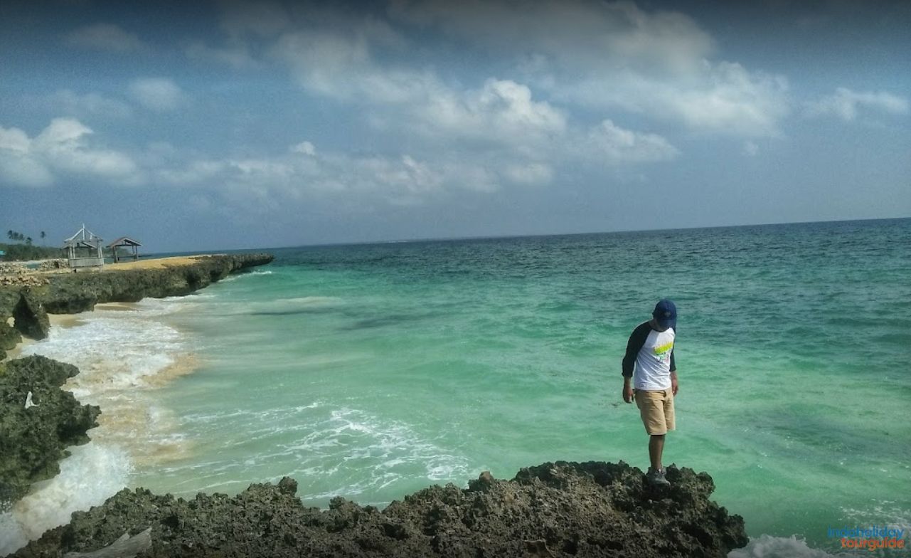 10 Pantai di Sulawesi Selatan Paling Hits 2023 - IndoHolidayTourGuide